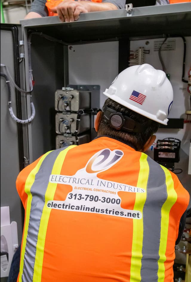 Reliable Electrician Services in Michigan - Electrical Industries